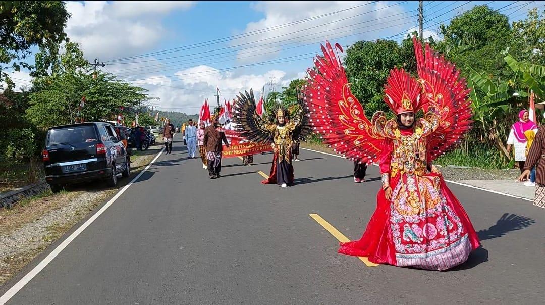 PAWAI KEBANGSAAN GO NYAWIJI HUT RI KE 77 SMPN 2 GIRITONTRO ’’USUNG ...